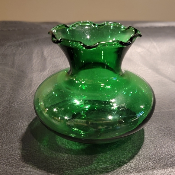 Accents | Vintage Green Glass Mini Vase | Poshmark